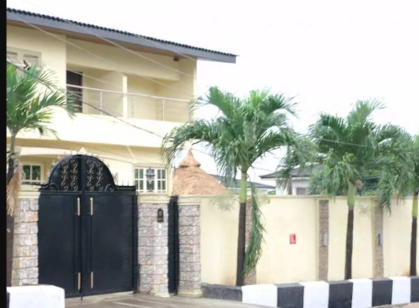 Class Suites Signature - APIE BUSINESS