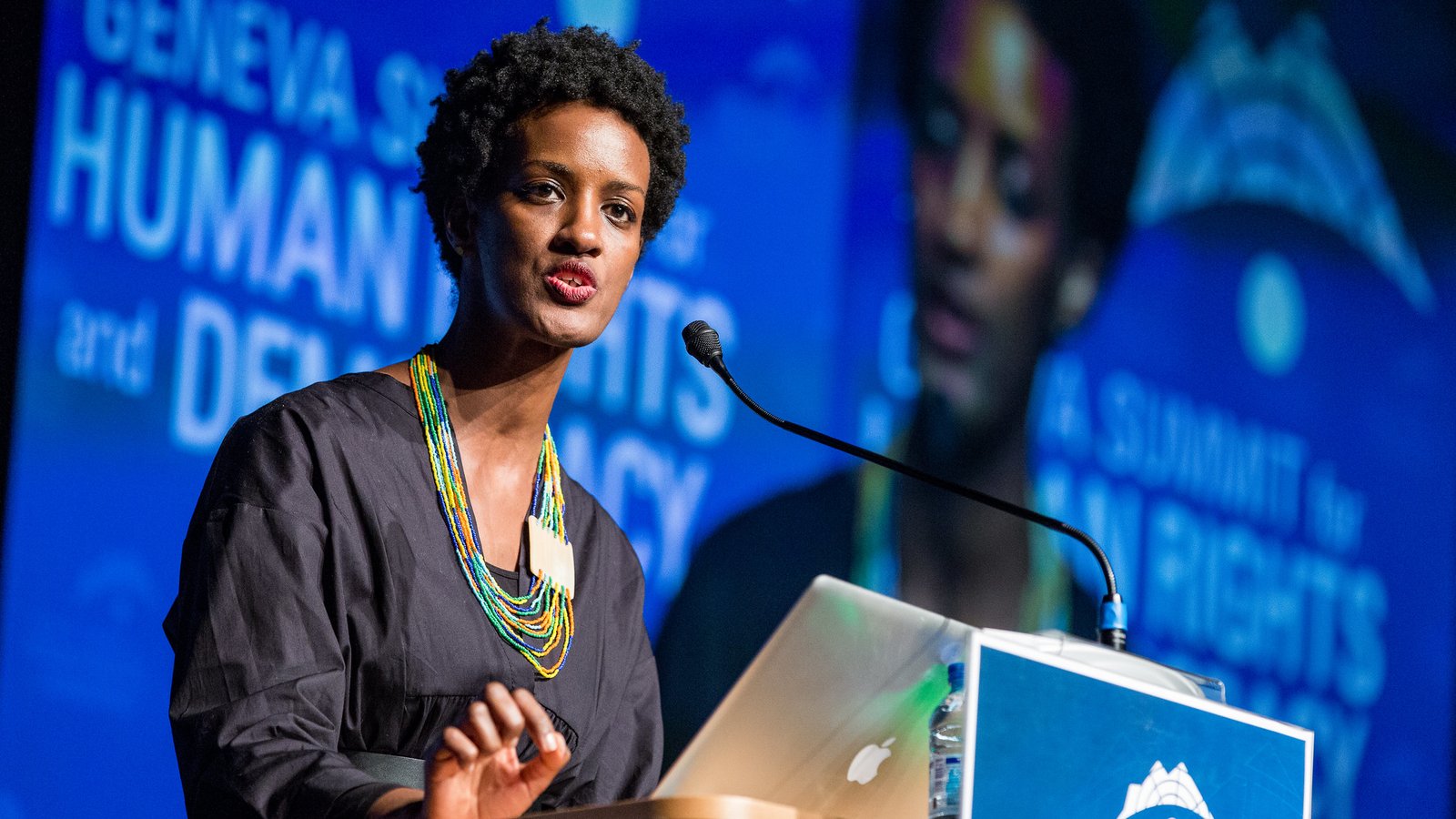 8 Change-Making African Poets You Should Definitely Know - APIE NEWS